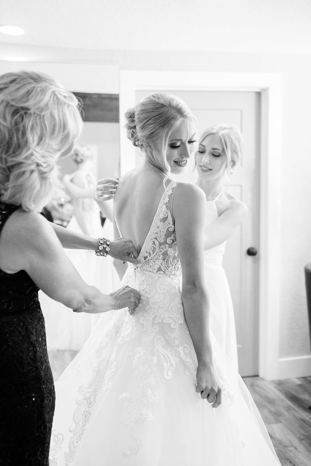 Morgan and Sam | Union 12 Fort Wayne Wedding | Natalie Kunkel Photography